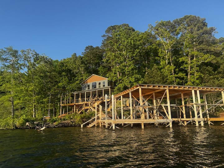 Cypress Point Treehouse - Lake Life Elevated - Lake Claiborne, LA