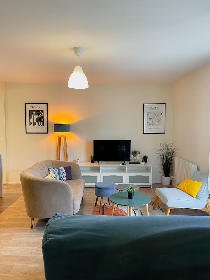 T3 Spacieux Et Lumineux Proche Bordeaux, Parking - Floirac