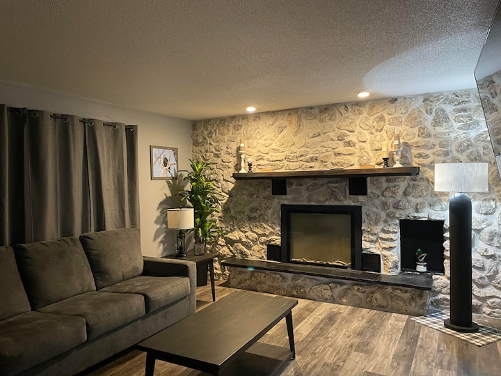 Captain's Quarters - Yankton, Sd Lake Area - Yankton, SD