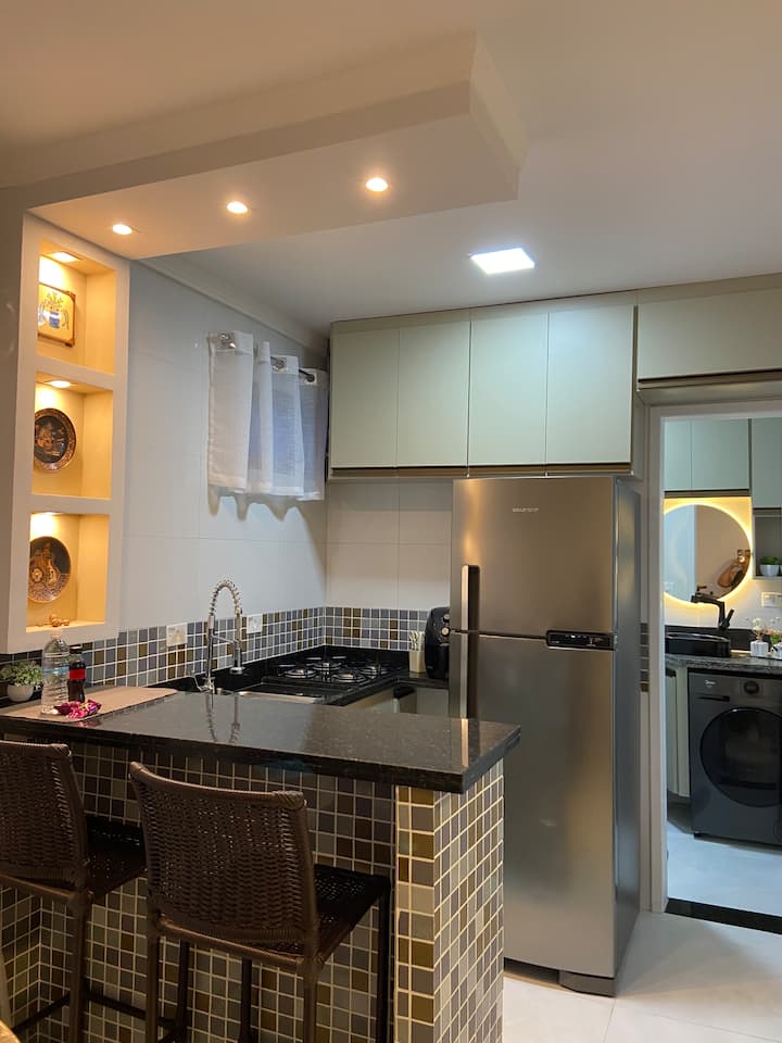 Apt. Pé Na Areia | Ar Condicionado | Maq. De Lavar - Praia Grande