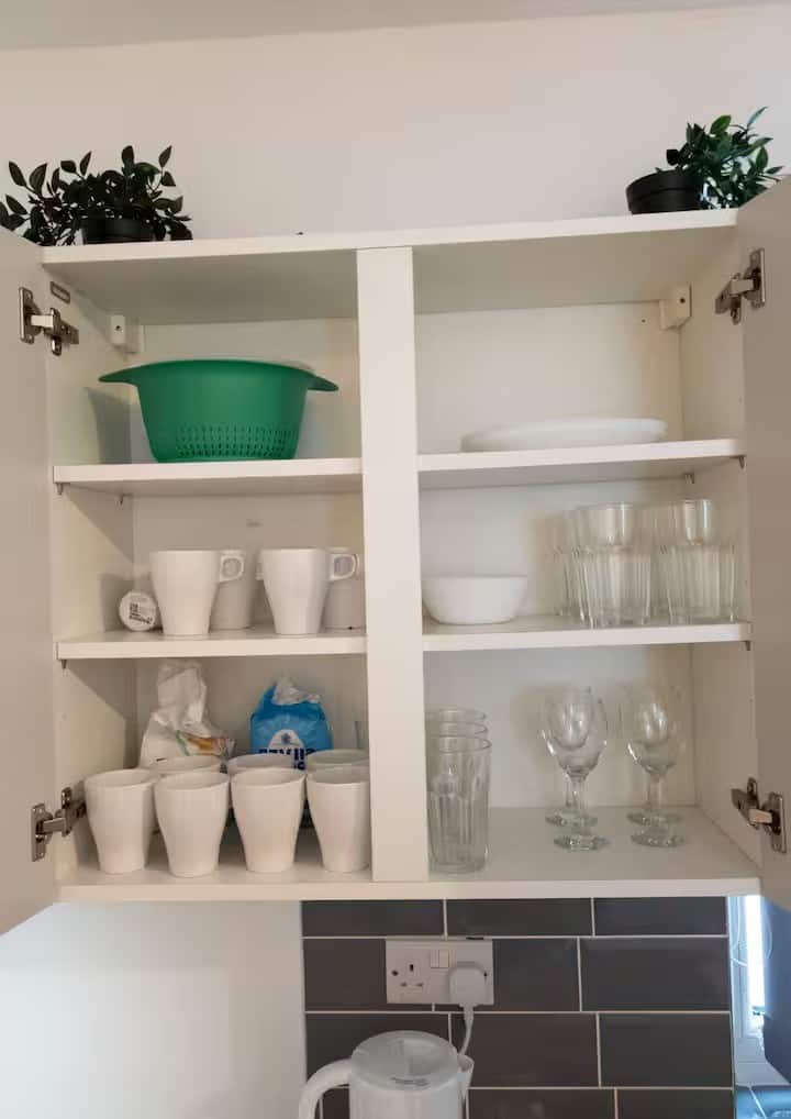 Smart Entry • Premium Linen • 3 Min To City - Cardiff