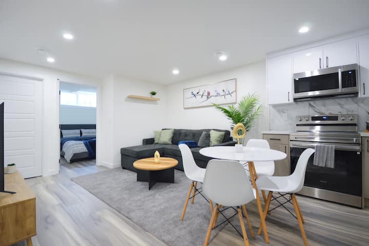 Cozybasementsuite|newlybuilt|privateentrance| - Canada