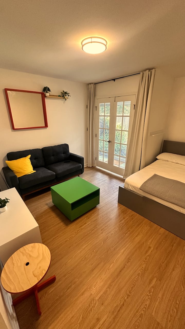 Springfield Stay! - Fairfax, VA