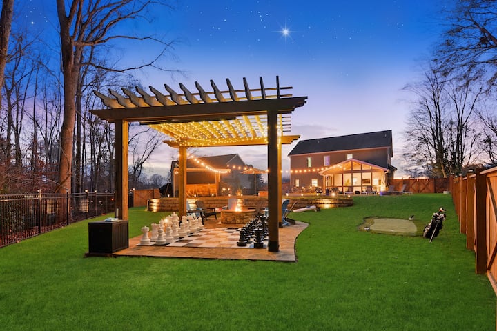 Hot Tub, Sauna, Pool, Game Rm, Mini Golf, Theatre - Buford, GA