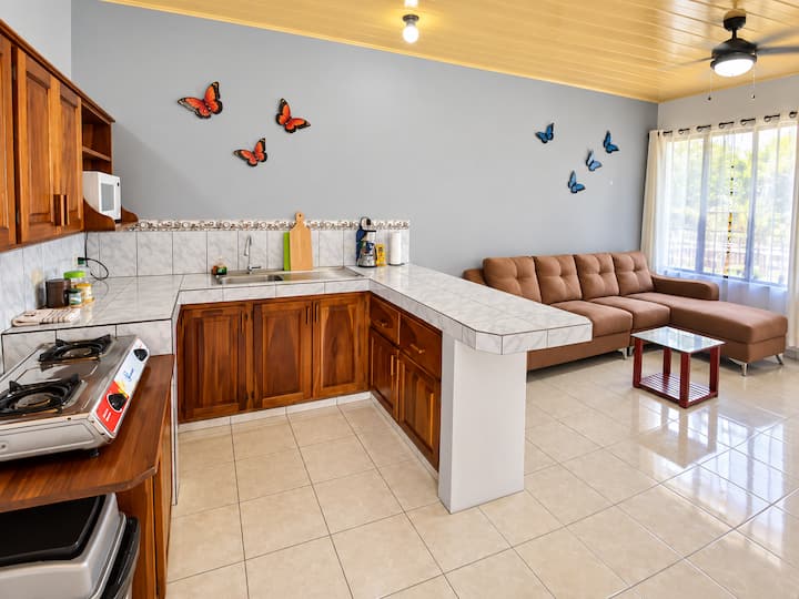 Welcome To Butterfly Apartments - La Fortuna