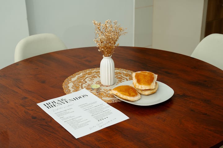 Moderno Y Cálido Dpto. Frente A Parque Con Cochera - Chiclayo