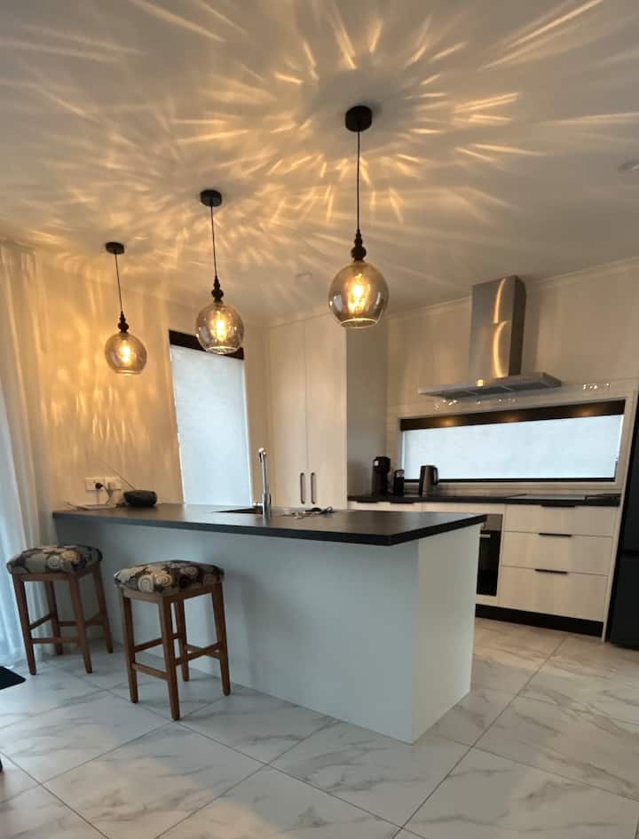 Minutes To The Redwoods - Rotorua