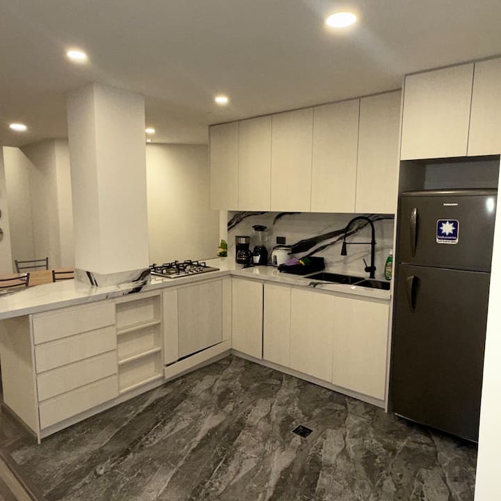 307 Departamento Frente Al Parque Del ÁNgel - Cuenca