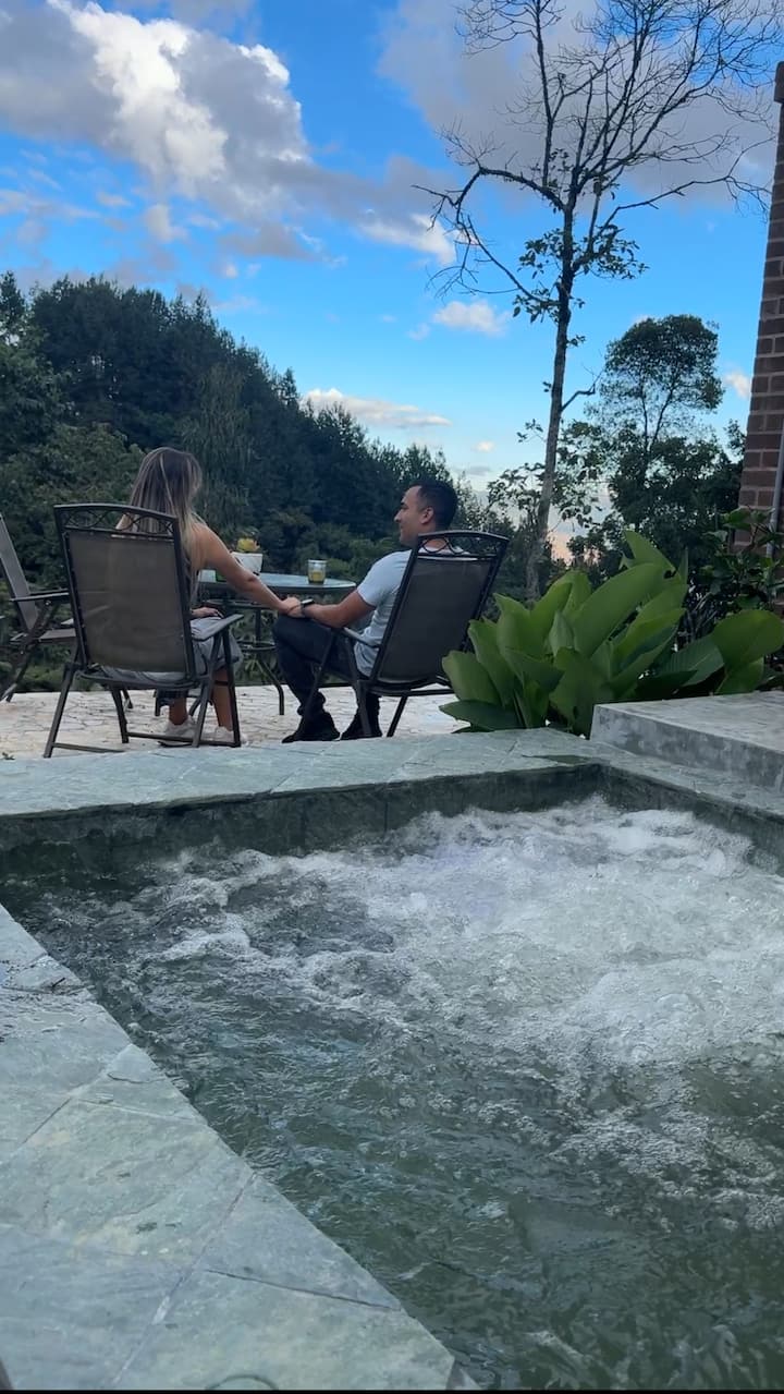 Glamping Nature Retreat Near Medellín Tiny Yarumo - Antioquia