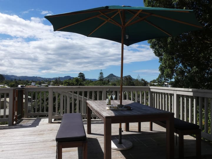 Stunning Views With A Short Stroll To The Beach - Pauanui