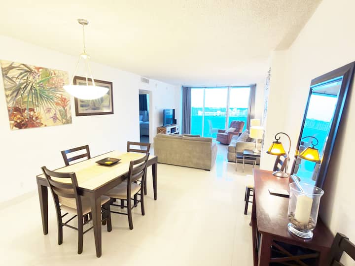 Beach Vibes Only - Cozy & Perfectly Located - Hollywood, FL