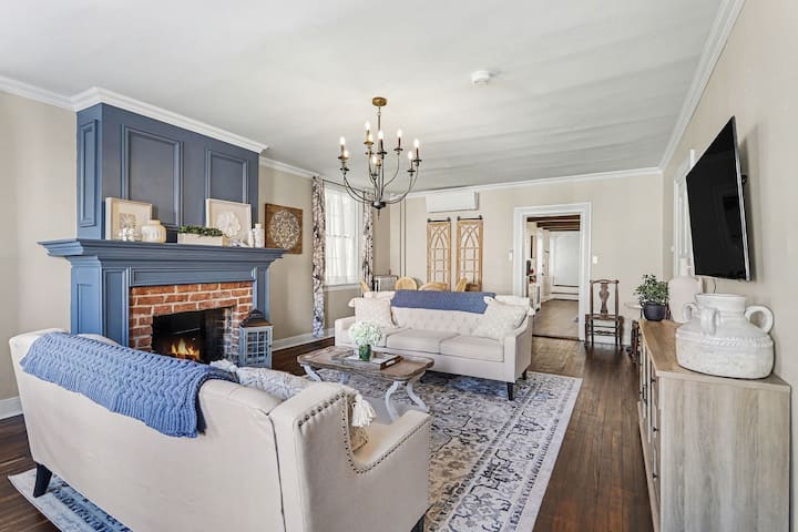 Culp House Getaway - A Historic Gettysburg Stay - Lake Heritage, PA