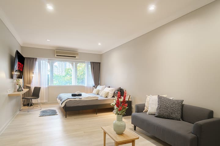 Central Bangkok Suite | Silom • Near Bts & Mrt - Bang Rak