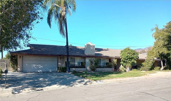 Rare Beauty! Newly Remodeled & Furnished Home! - San Bernardino