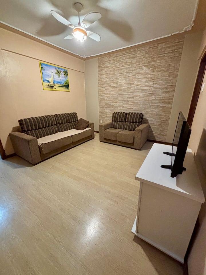 Apartamento Amplo E Bem Localizado - Porto Alegre