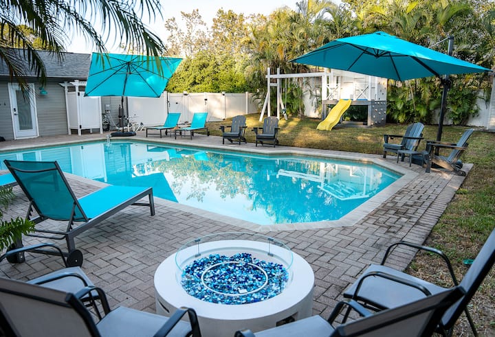 Palm Paradise Private/pool/4beds 3 Baths Sleeps 9 - Palm Harbor, FL