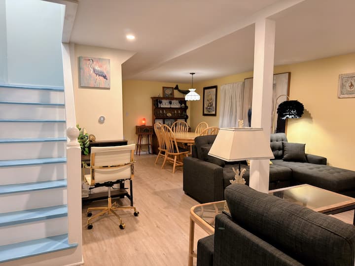 Walk To Beach | Private Coastal Cottage, Parking - Long Island, NY