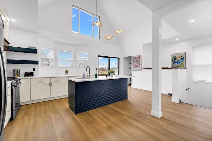 The Sapphire Manor Of Detroit 6bd | Mins To Dt - Detroit