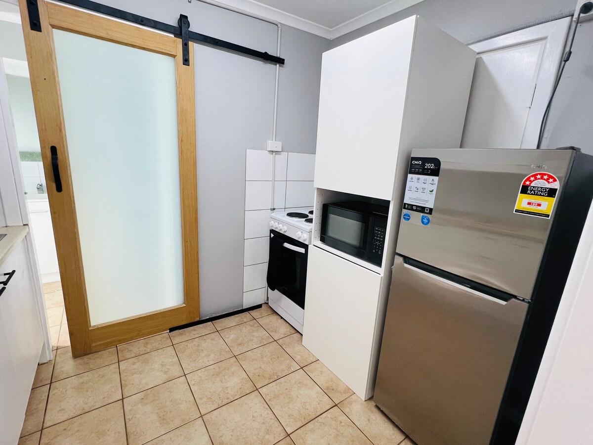 Cute Beach Studio Apartment - Apartments for Rent in Lancelin, Western ...