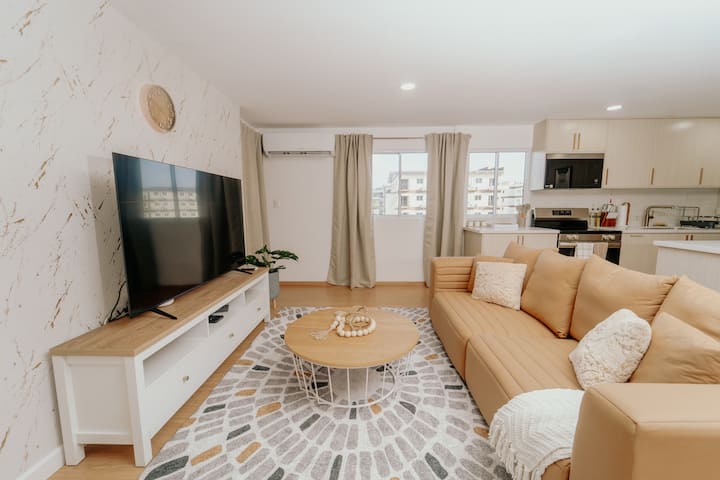 Buccoo Luxe Escape|3br Condo W/pool & Modern Charm - Tobago