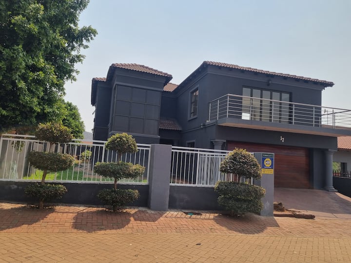 Laexotica Lodge & Spa - Rustenburg