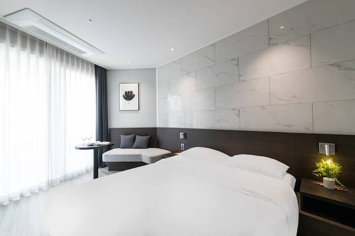 Studioplus - Sokcho-si