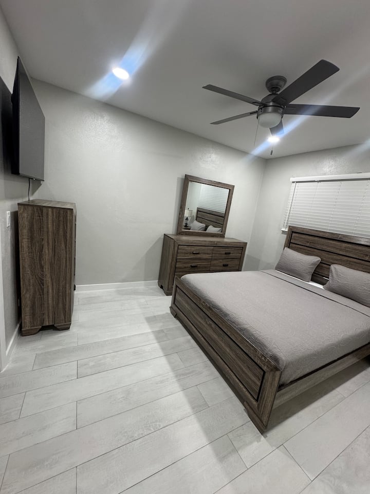 Whispering Sands 242 - Unit 2 - Large 2 Bed 2 Bath - The Bahamas