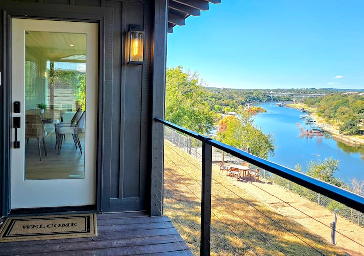 Scenic Riverfront Getaway For Families & Friends - Spicewood, TX