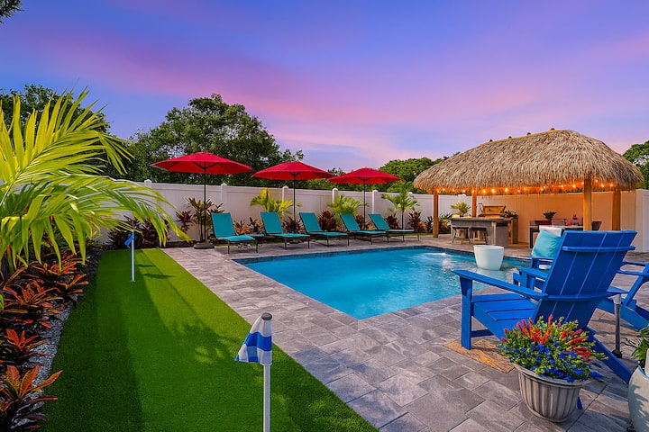 Tiki Hut, Htd Pool, Bar & Putting Greens Near Ave - Delray Beach, FL