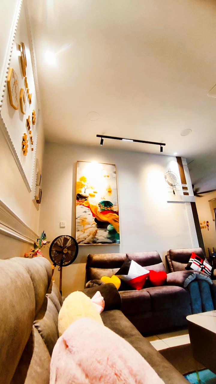 小城故事民宿  
Smalltownstory (Sts) Homestay Tangkak - Johor