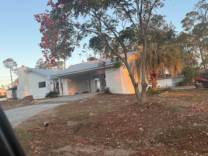 Par Take Retreat: The Ranch Haven - Douglas, GA