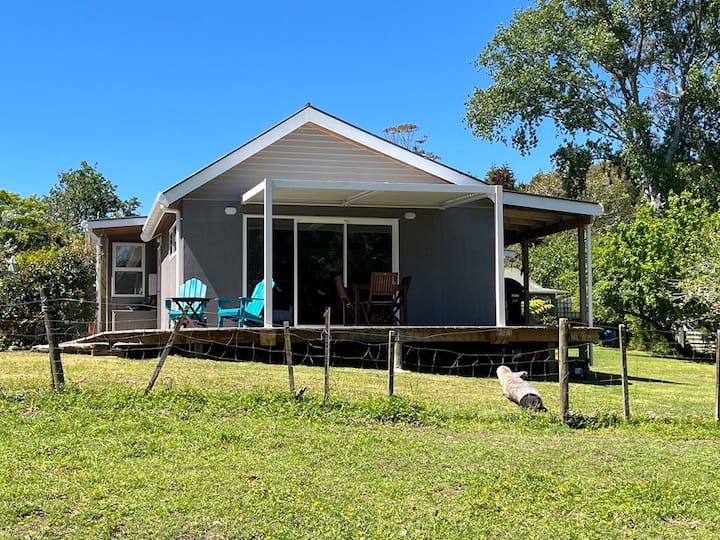 Mercury Orchard - Whare Ra - Hahei