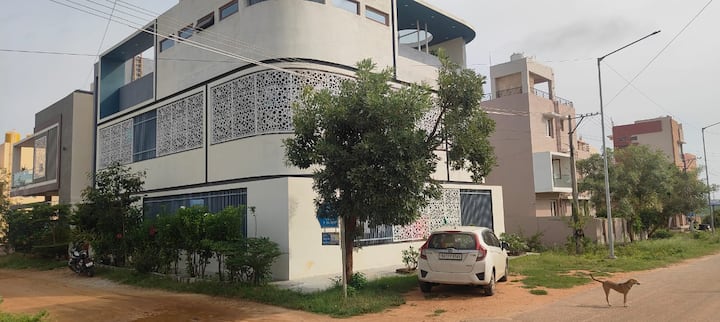 Aavasan Home Stay - Davanagere