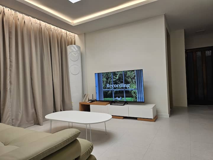 [어스스테이] 최대6인/인천시청/문학경기장/버스터미널/길병원/구월/로데오거리/공항/소래포구 - Incheon