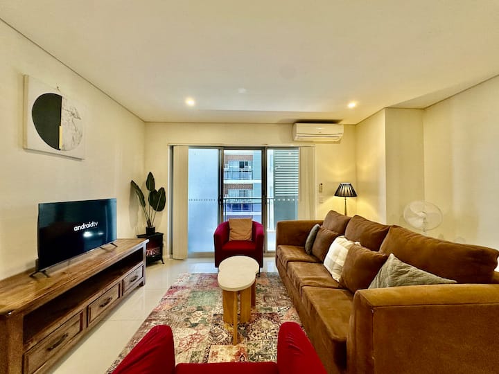 Spacious 2br Apt, Free Parking, Walk To Westfield - Sydney