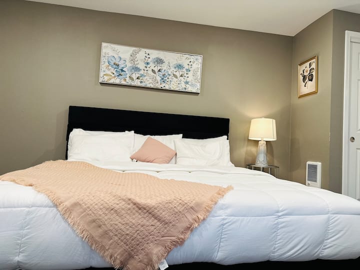 Cozy Charming 1br With Private Bath - Puyallup, WA