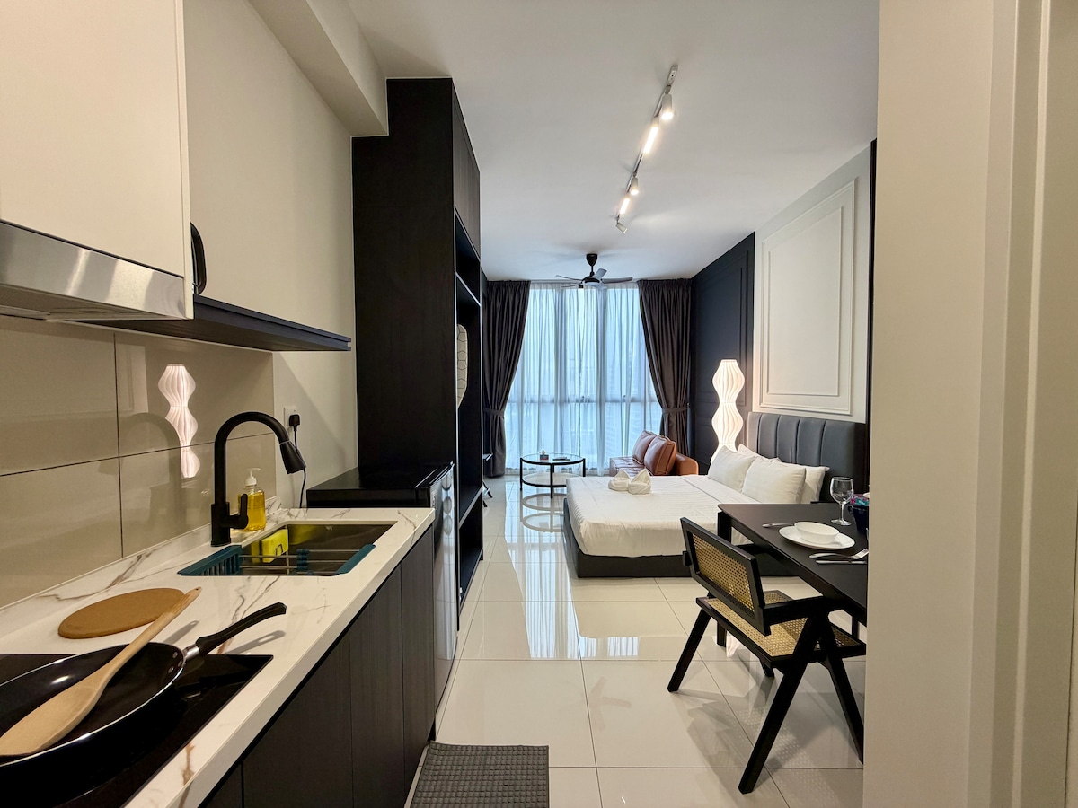 Milieu du siècle • Vue sur le centre-ville de Kuala Lumpur @ Majestic ...