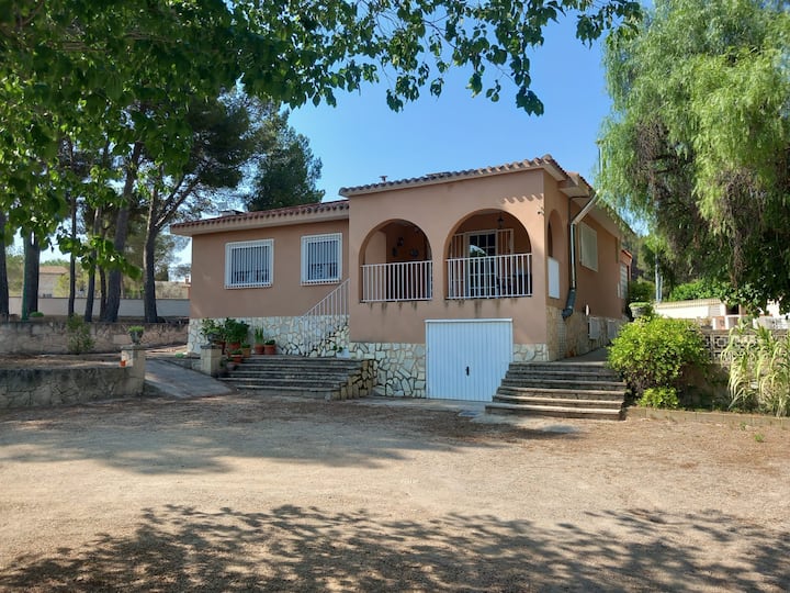 Casa Campo En Castalla. Alquiler Solo Temporada. - Castalla