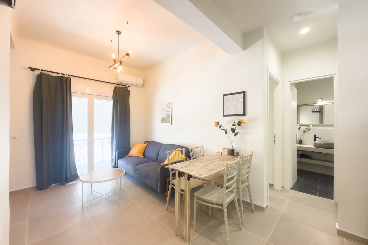 Panormou Neon - Apartamento urbano 2A - Airbnb