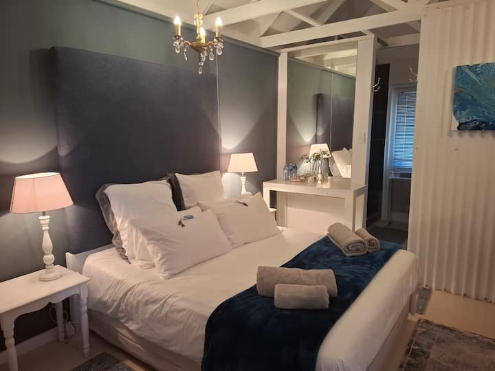 Karuna Cottage - 2 Persons - Pringle Bay