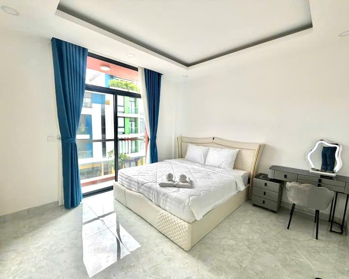 Villa 5 Bedrooms - Phú Quốc