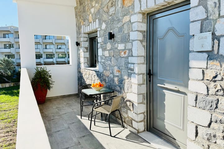 Rizes Gaia - Amazing Holiday Suite Near The Sea - Lindos