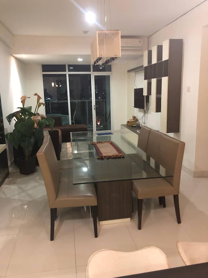 Sewa Apartemen Murah 3br Di Pusat Kota Surabaya - Surabaya