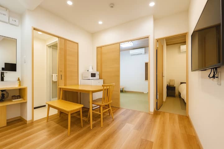 銀船A1室 上野徒步8分 新装两室一厅大床＋榻榻米 五交通线直达浅草秋叶原新宿築地六本木 邻商超药妆 - Ueno