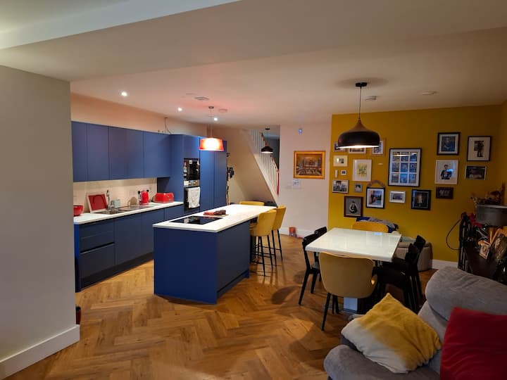 The Square, Main Street, Cappawhite. - Tipperary