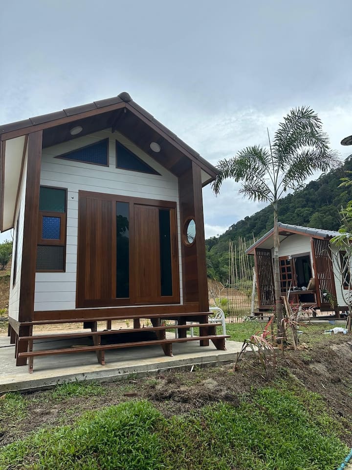 Lightworker Garden Home 2 - Ko Lanta District