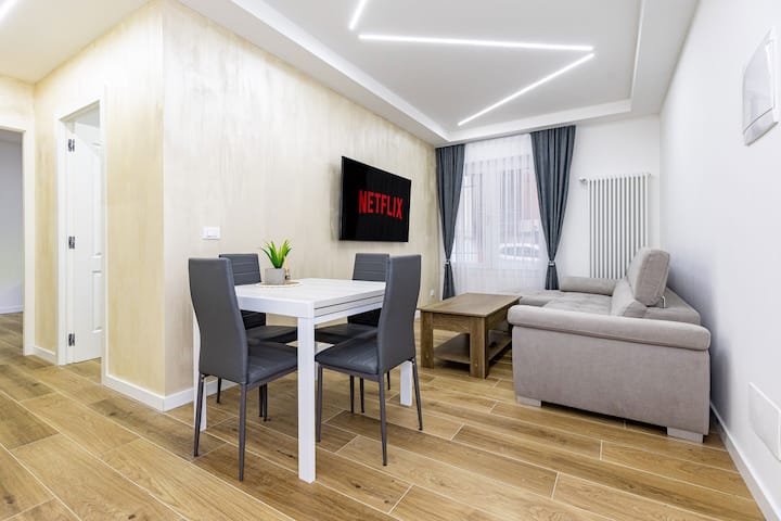 Comoda A Venezia  Modern House - Mestre