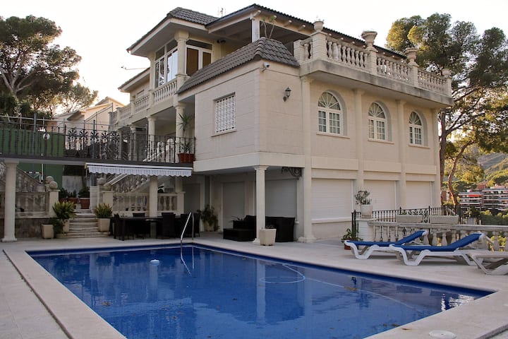 Villa Drago Castelldefels - Casteldefels