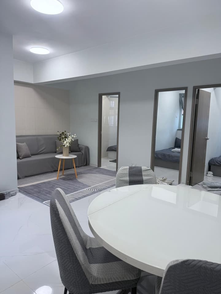 Perfect Location Heart Of City 3br Culture Hotspot - Wan Chai