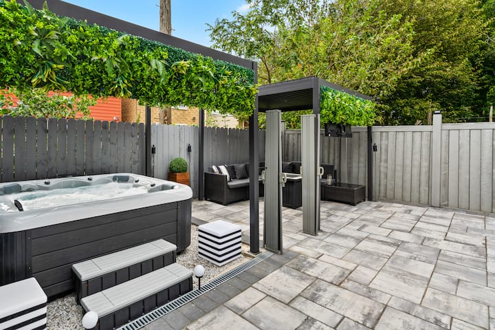 2floor| 3bed| Hot Tub & Yard| Fireplaces, Gameroom - Jersey City, NJ